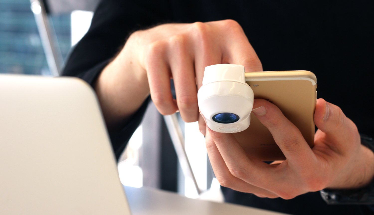 Top 3 Ways To Show Your Patients The Benefits Of Mobile Dermoscopy